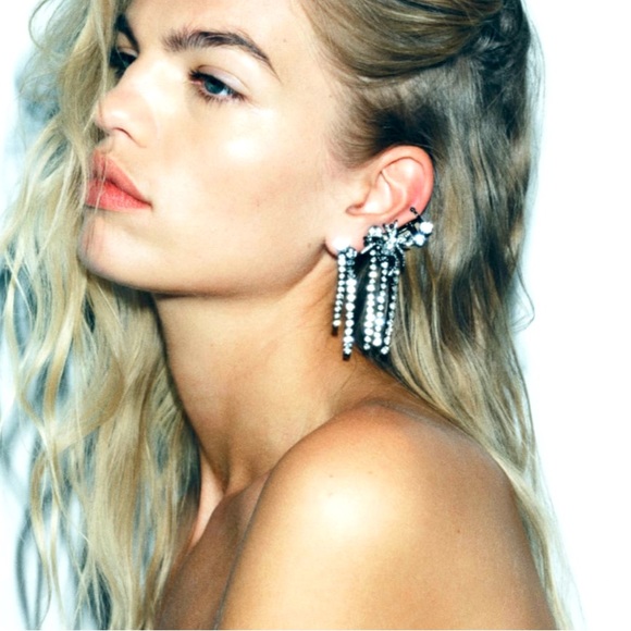Zara | Jewelry | Zara Limited Edition Spider Rhinestones Ear Cuff ...